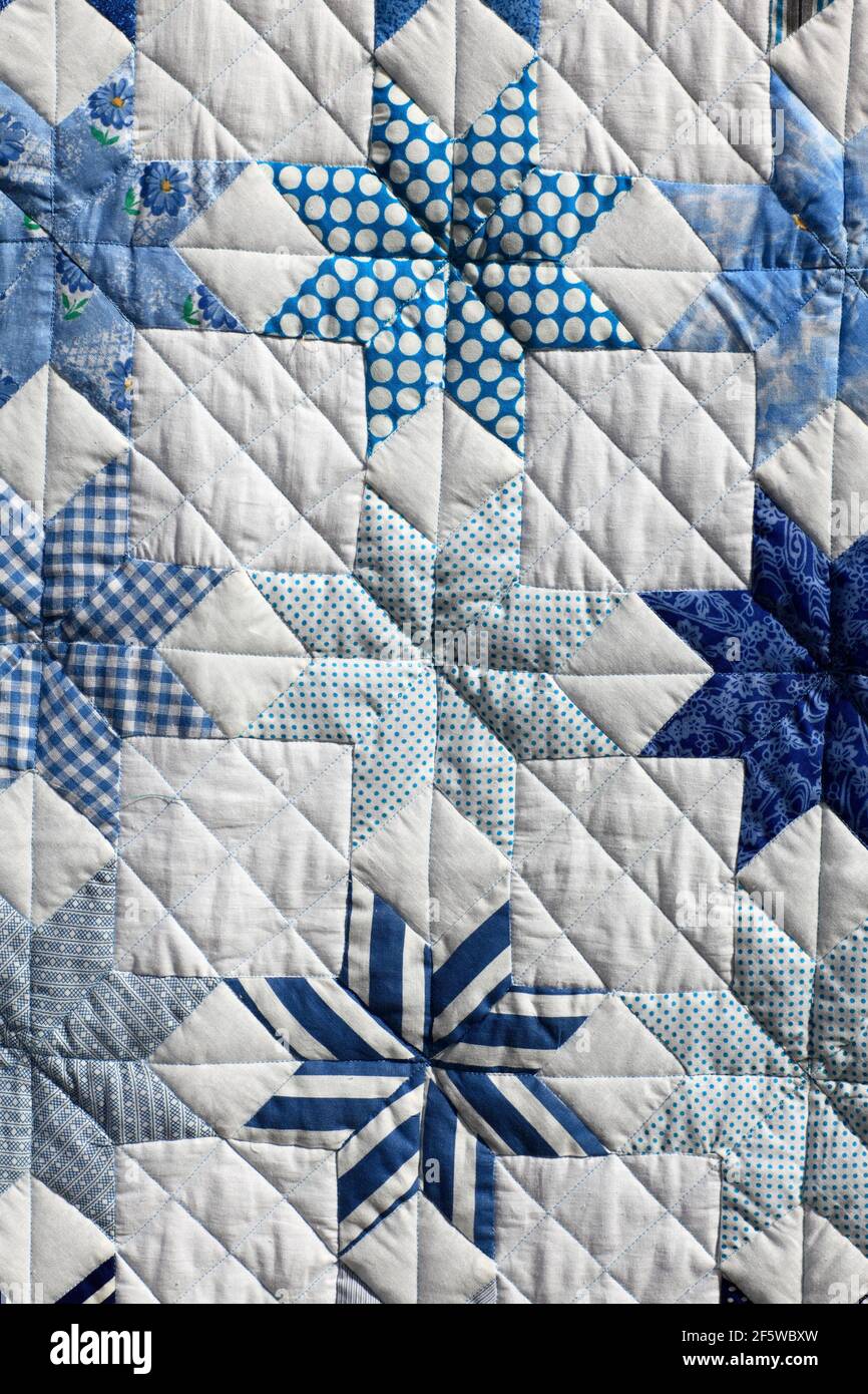 Part patchwork quilt background hi-res stock photography and images - Alamy