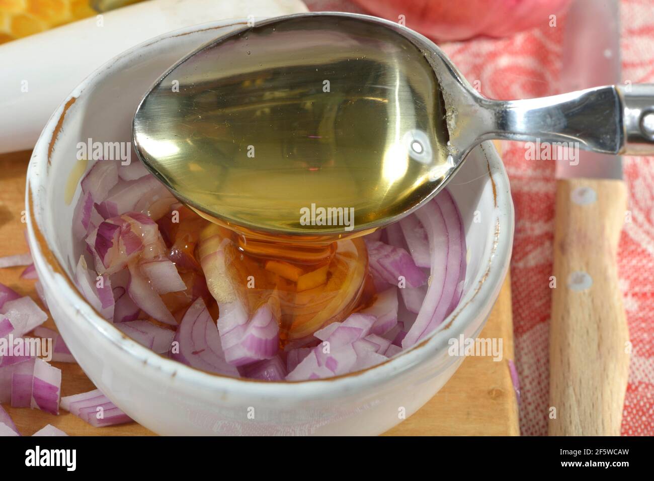 Production of onion syrup with brown sugar Stock Photo - Alamy