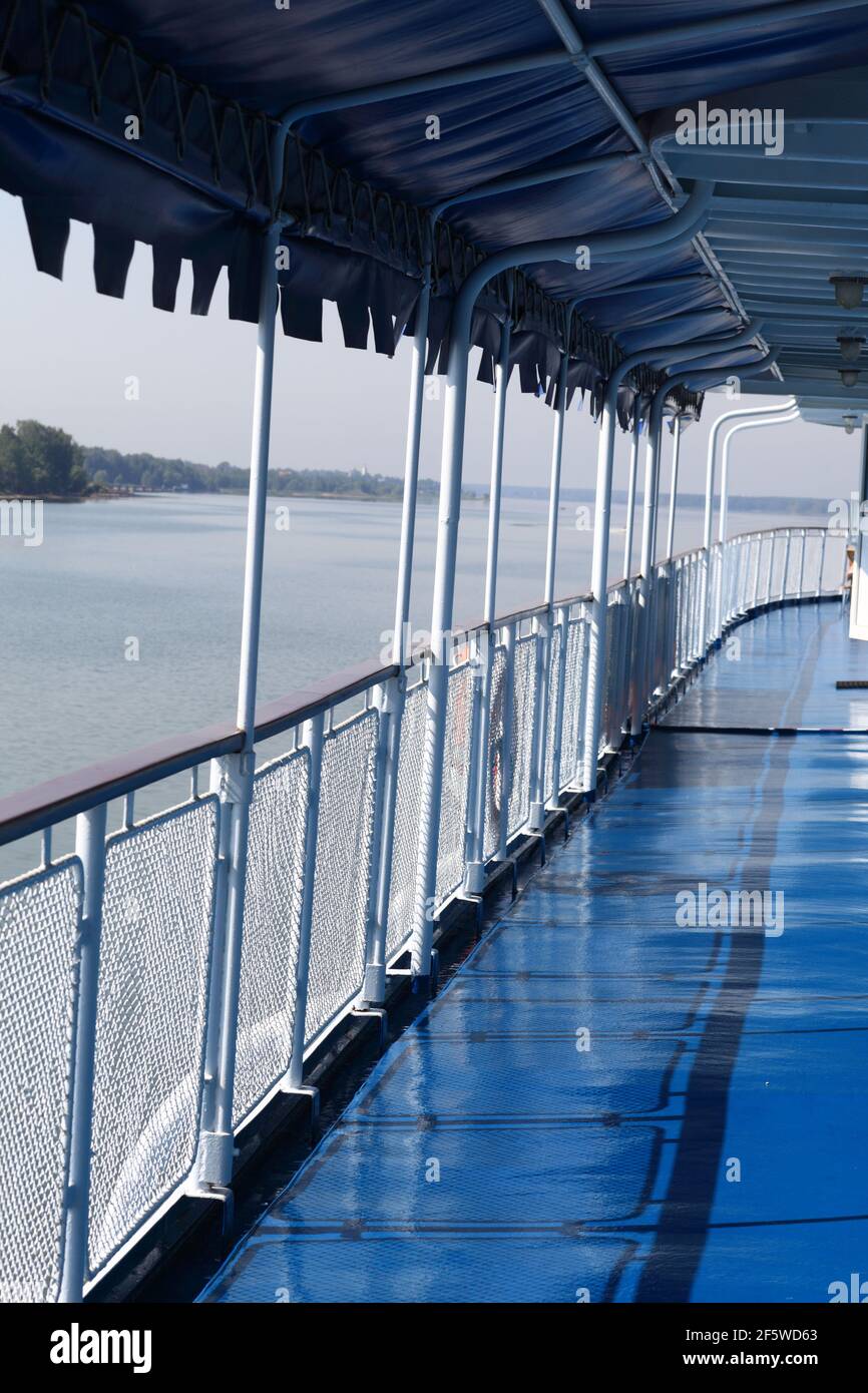 Empty deck of a retro cruise ship Stock Photo - Alamy