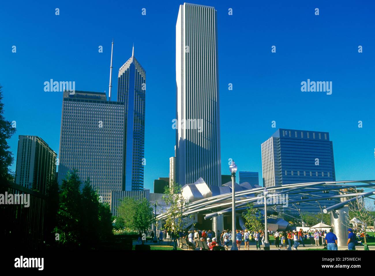 2004 HISTORICAL PRITZKER PAVILION (©FRANK GEHRY 2004)MILLENNIUM PARK ...