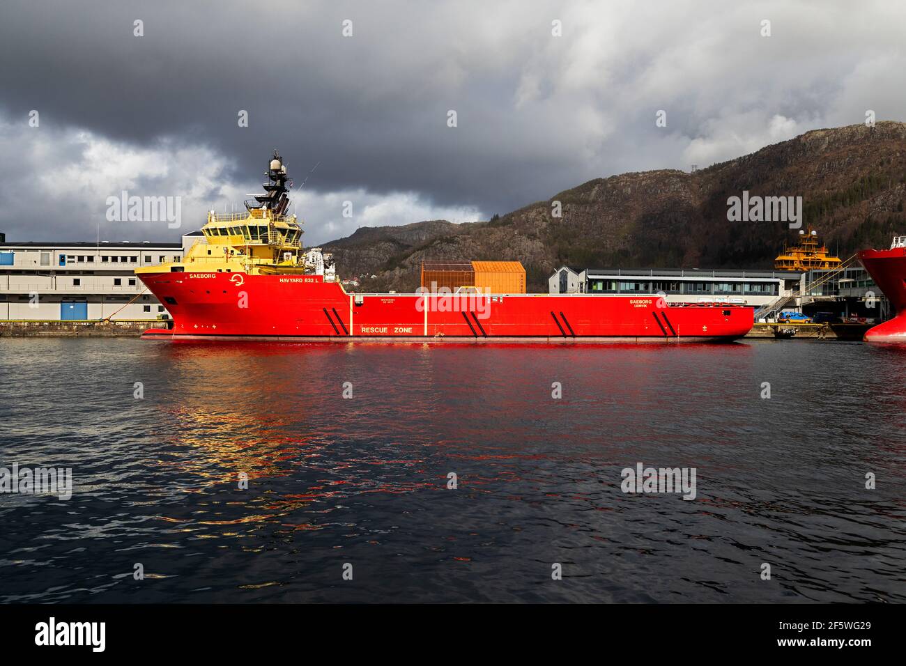 Offshore PSV platform supply vessel Saedborg at Soltegrunnskaien quay ...