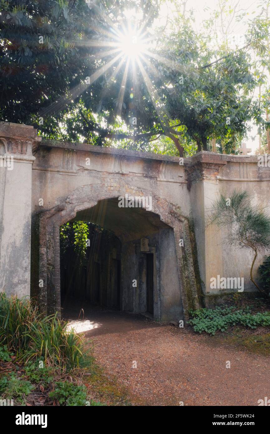 Victorian cemetery entrance hi-res stock photography and images - Alamy