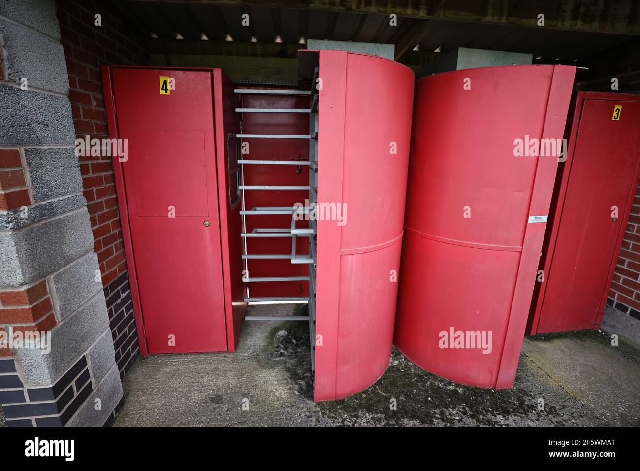 Turnstyles football hi-res stock photography and images - Alamy