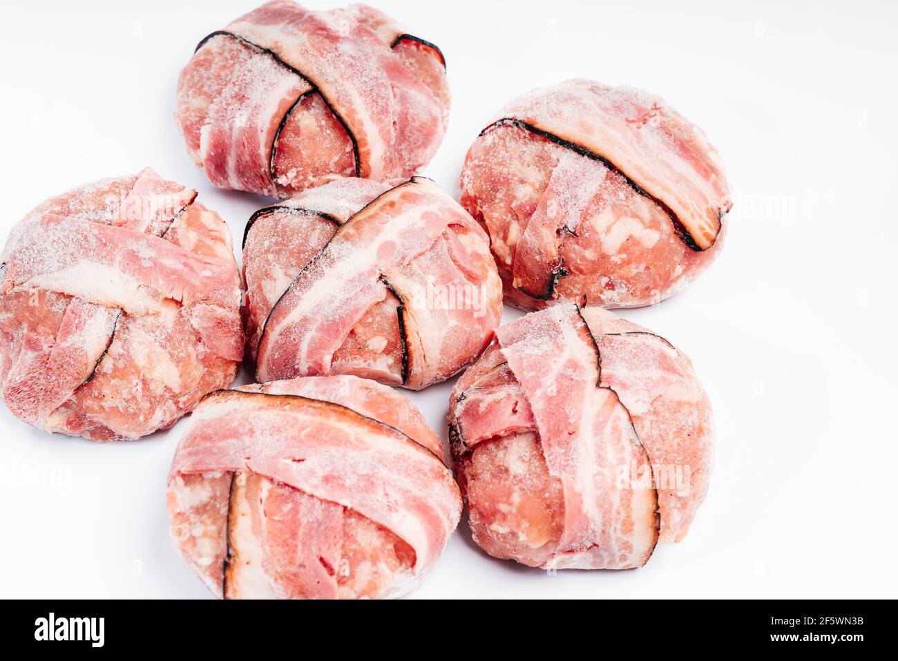 Styrofoam tray with chicken hi-res stock photography and images - Alamy