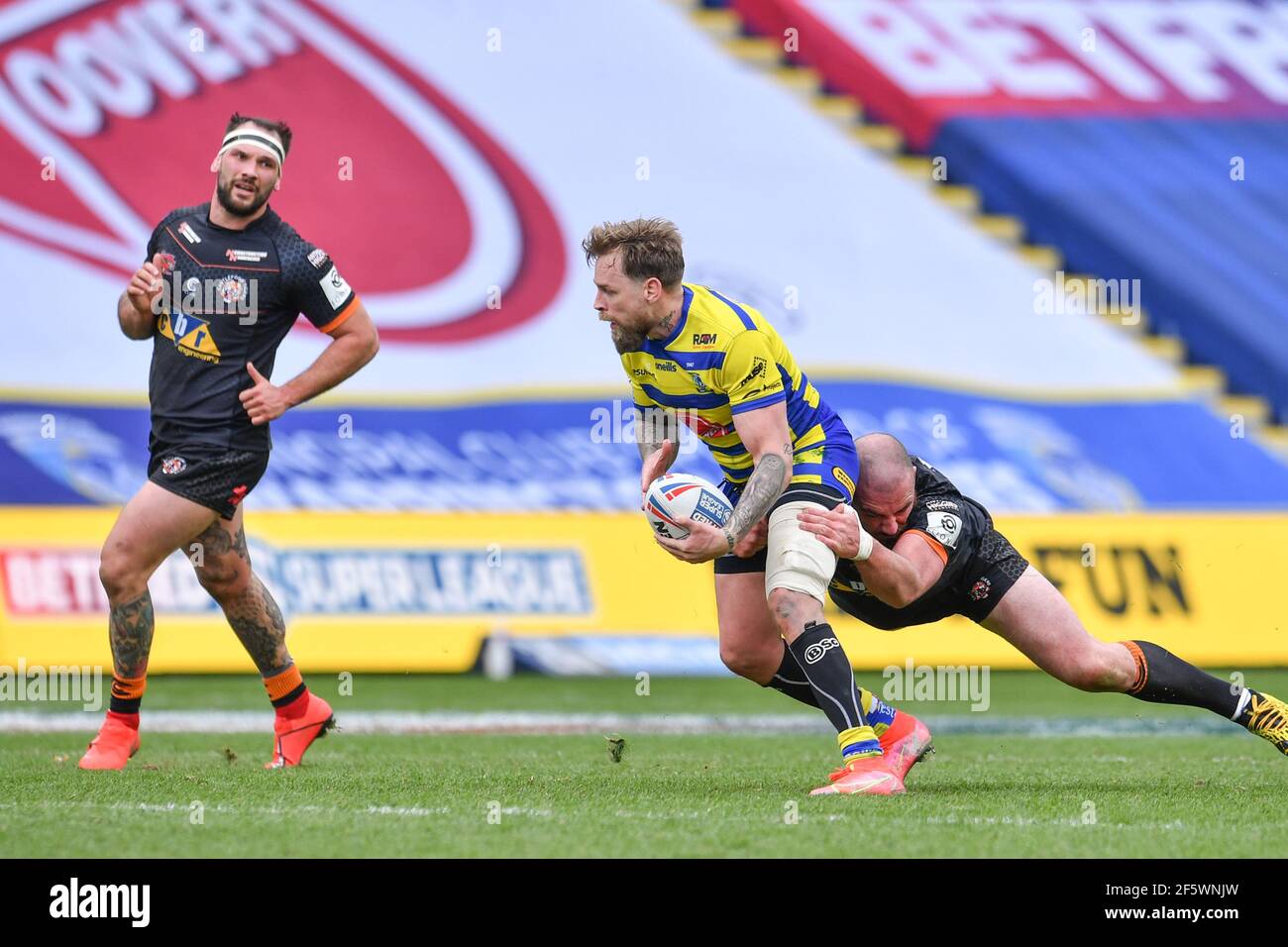 Leeds, UK. 28th Mar, 2021. Blake Austin (6) of Warrington Wolves is ...