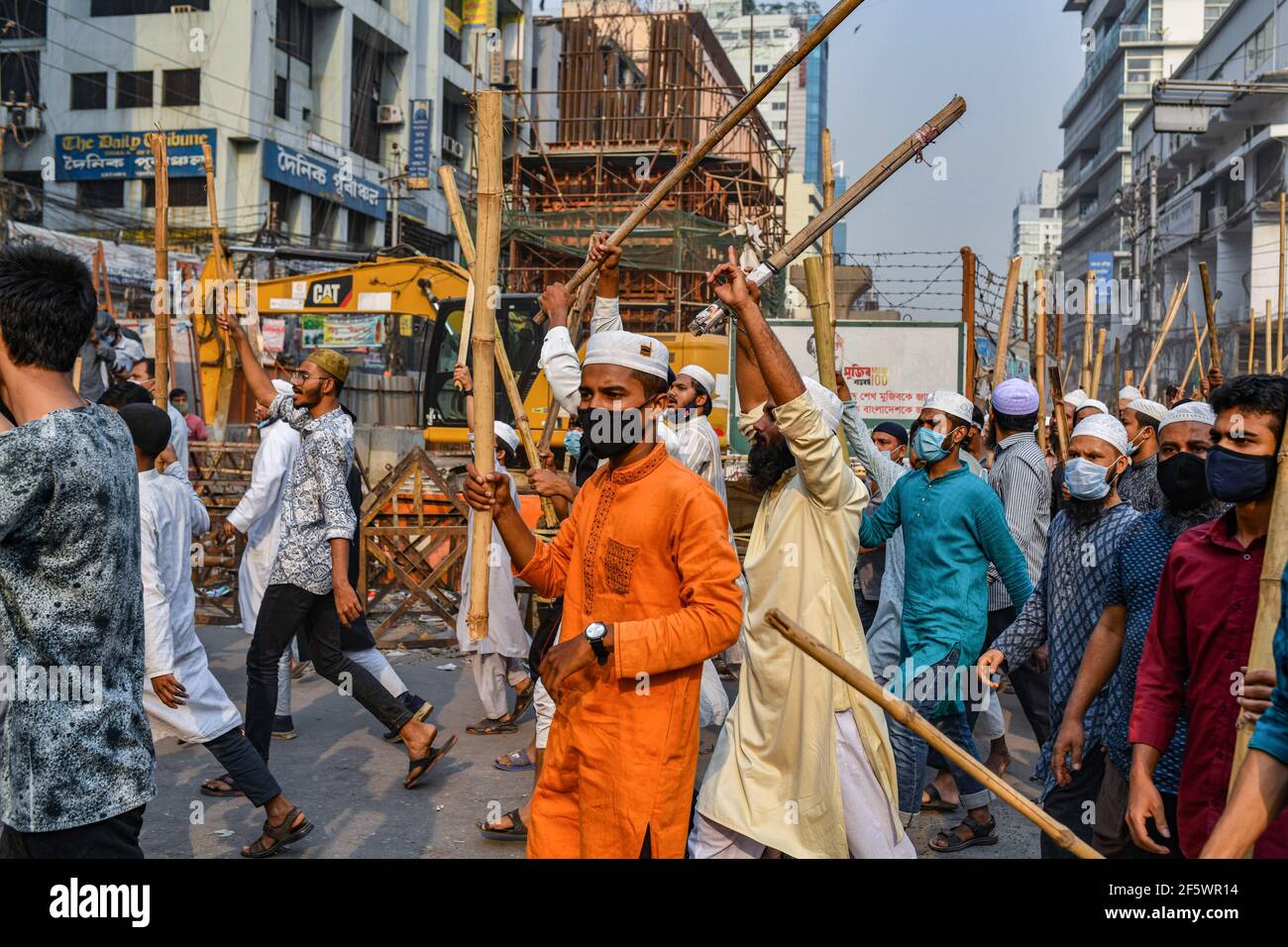 Indian police with sticks hi-res stock photography and images - Alamy
