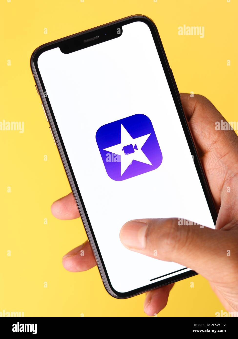 Imovie symbol hi-res stock photography and images - Alamy