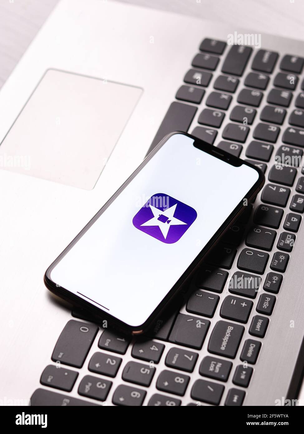 Imovie symbol hi-res stock photography and images - Alamy