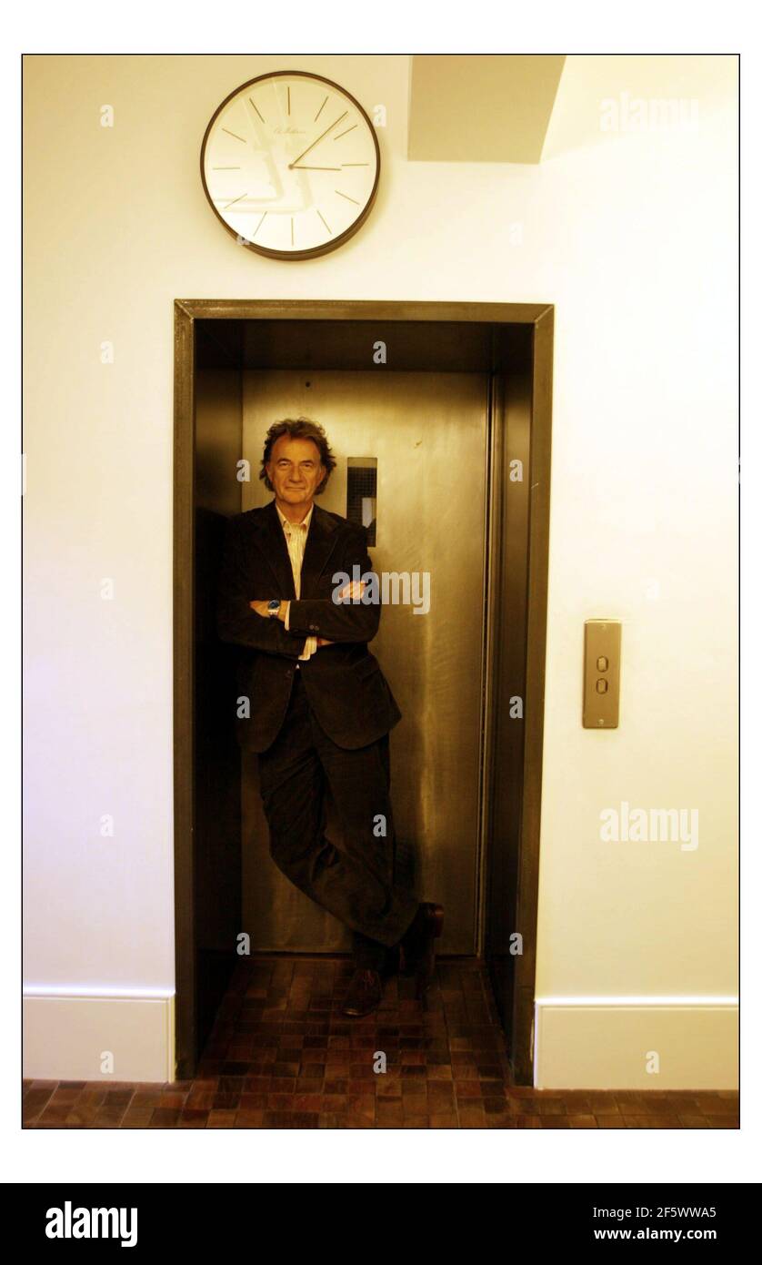 Paul Smith........designer Pic David Sandison 24/6/2004 Stock Photo - Alamy