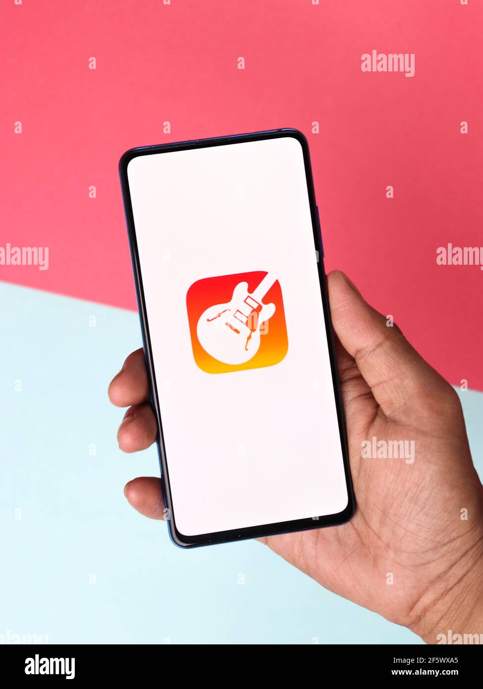 Garageband logo hi-res stock photography and images - Alamy