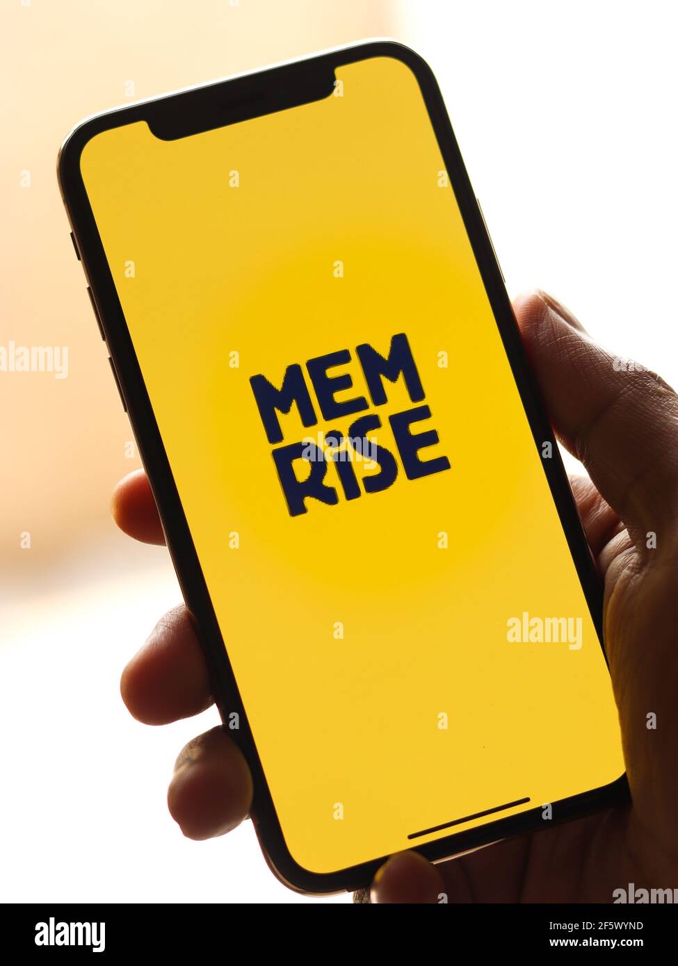 Memrise app logo hi-res stock photography and images - Alamy