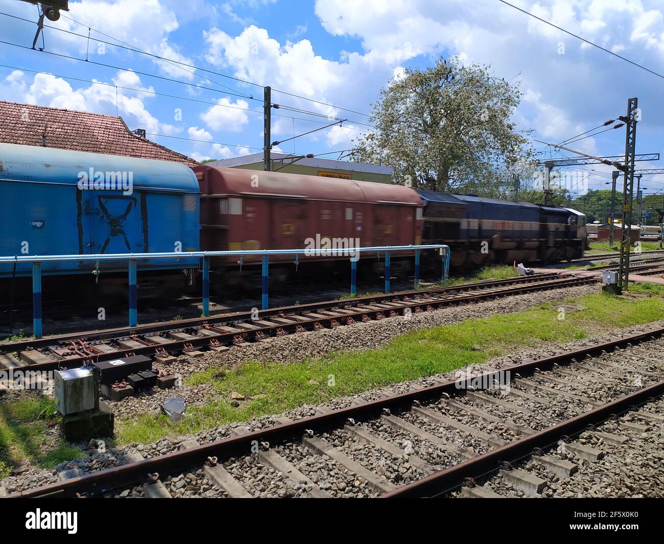 indian goods train freight trains freighttrain freighttrains transport ...