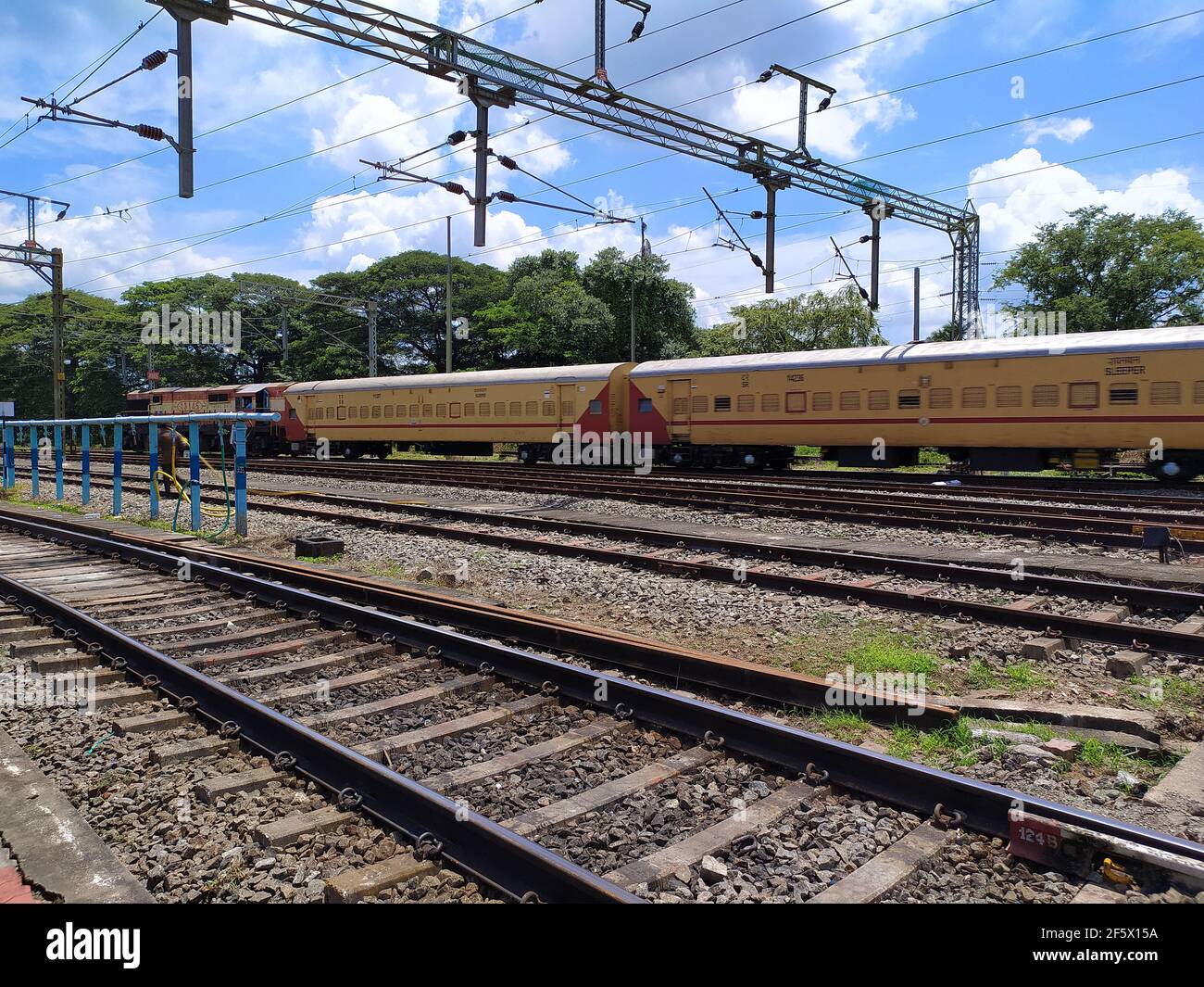 Class indian railways train coach hi-res stock photography and images ...