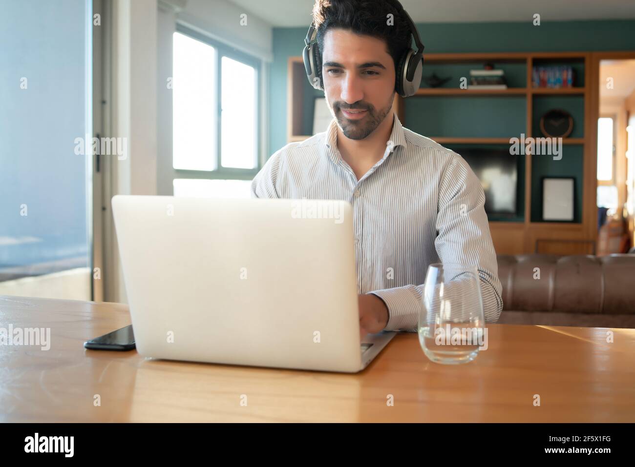 Work video call hi-res stock photography and images - Alamy