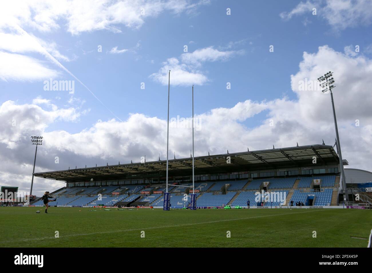 Exeter chiefs sandy park hi-res stock photography and images - Alamy