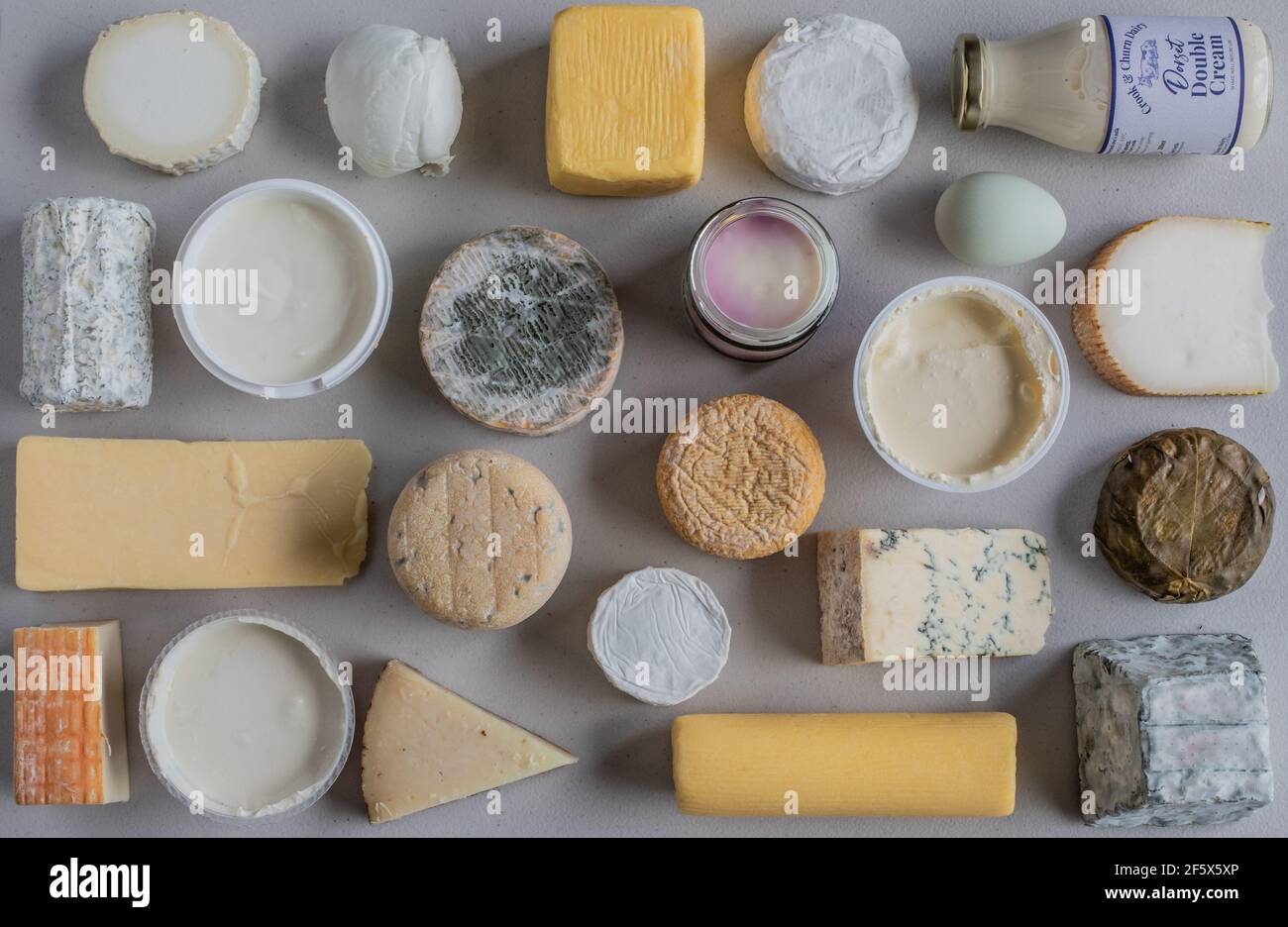 Yoghurt background hi-res stock photography and images - Alamy