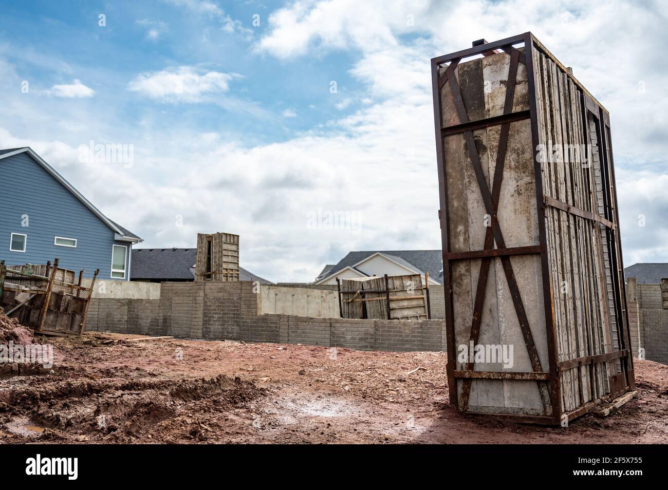 Removable concrete forms used in the construction industry for forming ...