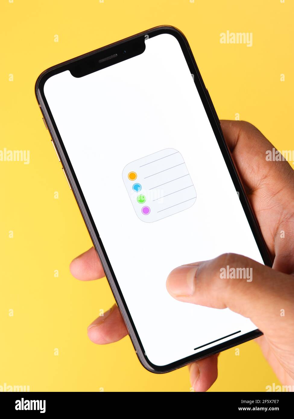 Apple reminders logo hi-res stock photography and images - Alamy