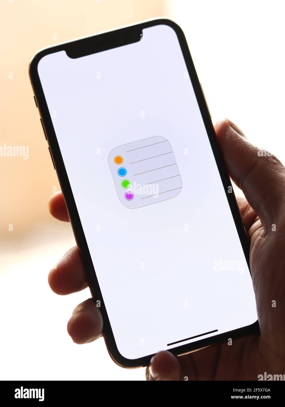 Apple reminders logo hi-res stock photography and images - Alamy