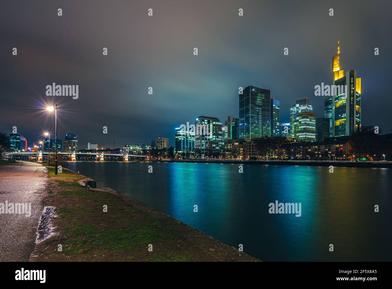 Panoramic view of Frankfurt at night, Germany Stock Photo - Alamy