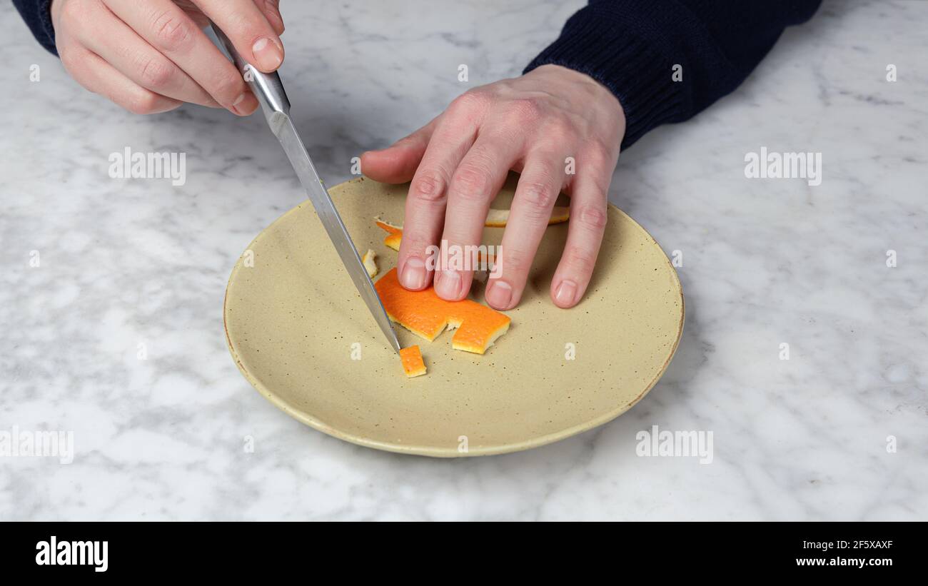 Cutting skin hi-res stock photography and images - Alamy