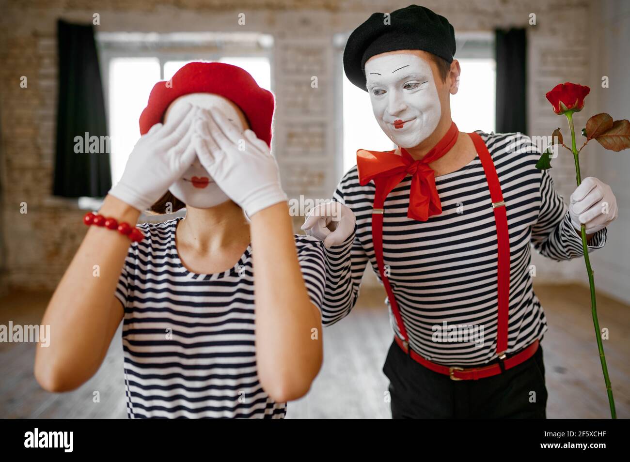 Mime Artists High Resolution Stock Photography and Images - Alamy