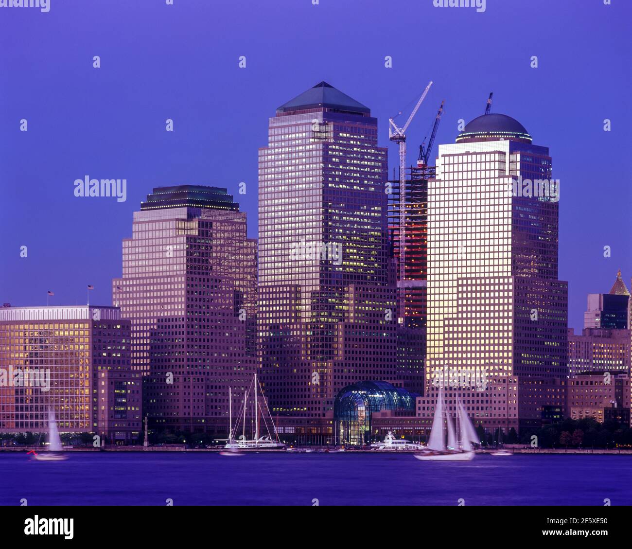 American express towers hi-res stock photography and images - Alamy