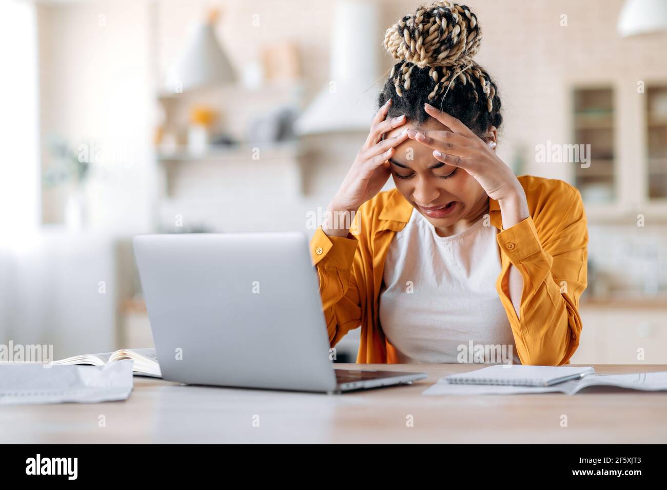 Sad face laptop hi-res stock photography and images - Alamy