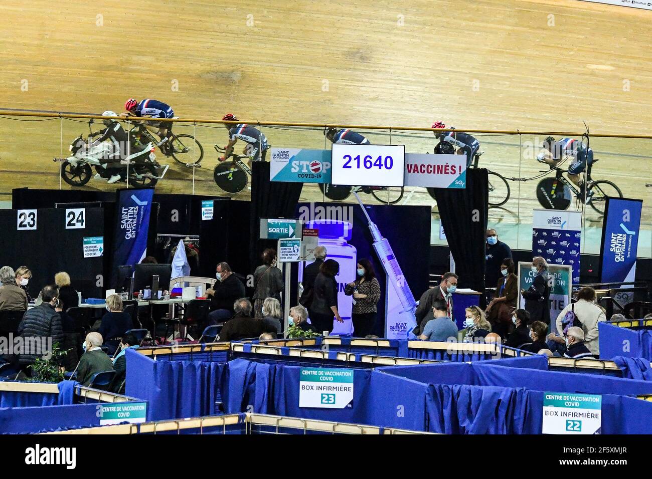 Training of the French track cycling team during mass vaccination ...