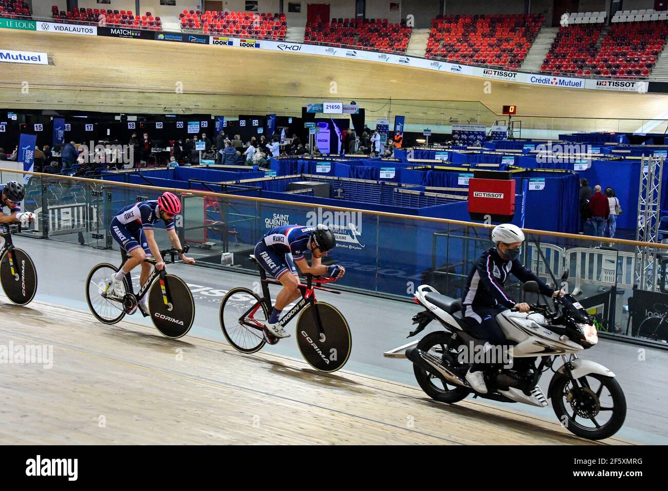 Infirmière équipe hi-res stock photography and images - Alamy