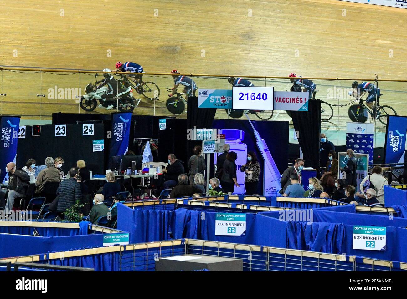 Training of the French track cycling team during mass vaccination ...