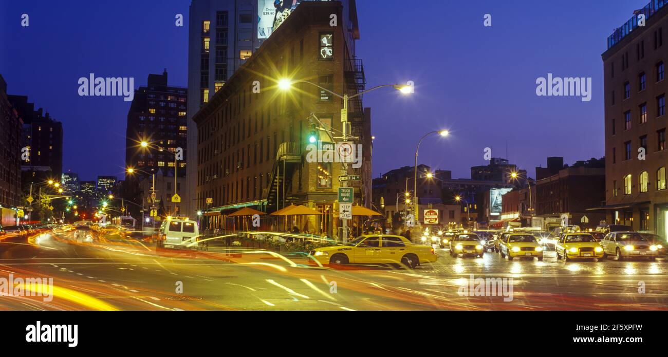 Street scene early 2000s hi-res stock photography and images - Alamy