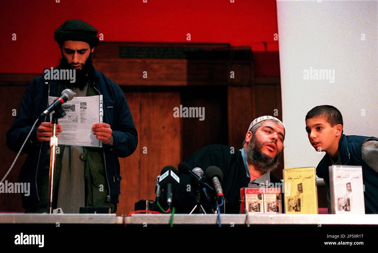 Sheikh Abu Hamza al Masri ( centre) January 1999at his press conference at the Conway Hall in ...