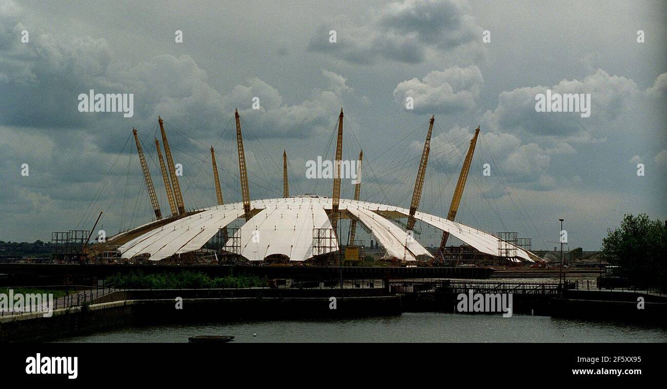 The Millennium Dome under construction Stock Photo - Alamy