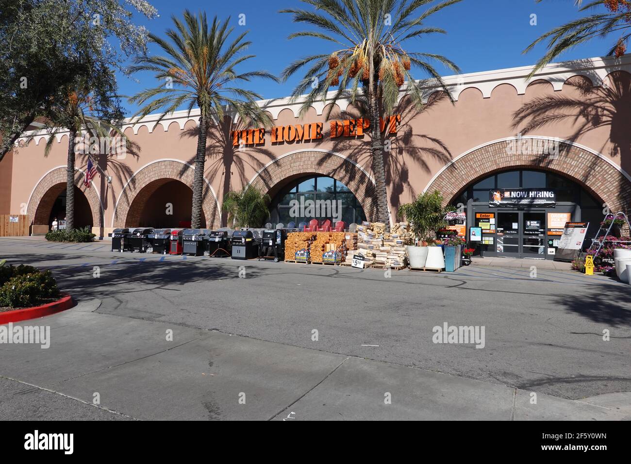 Home depot exterior storefront Irvine California USA Stock Photo - Alamy