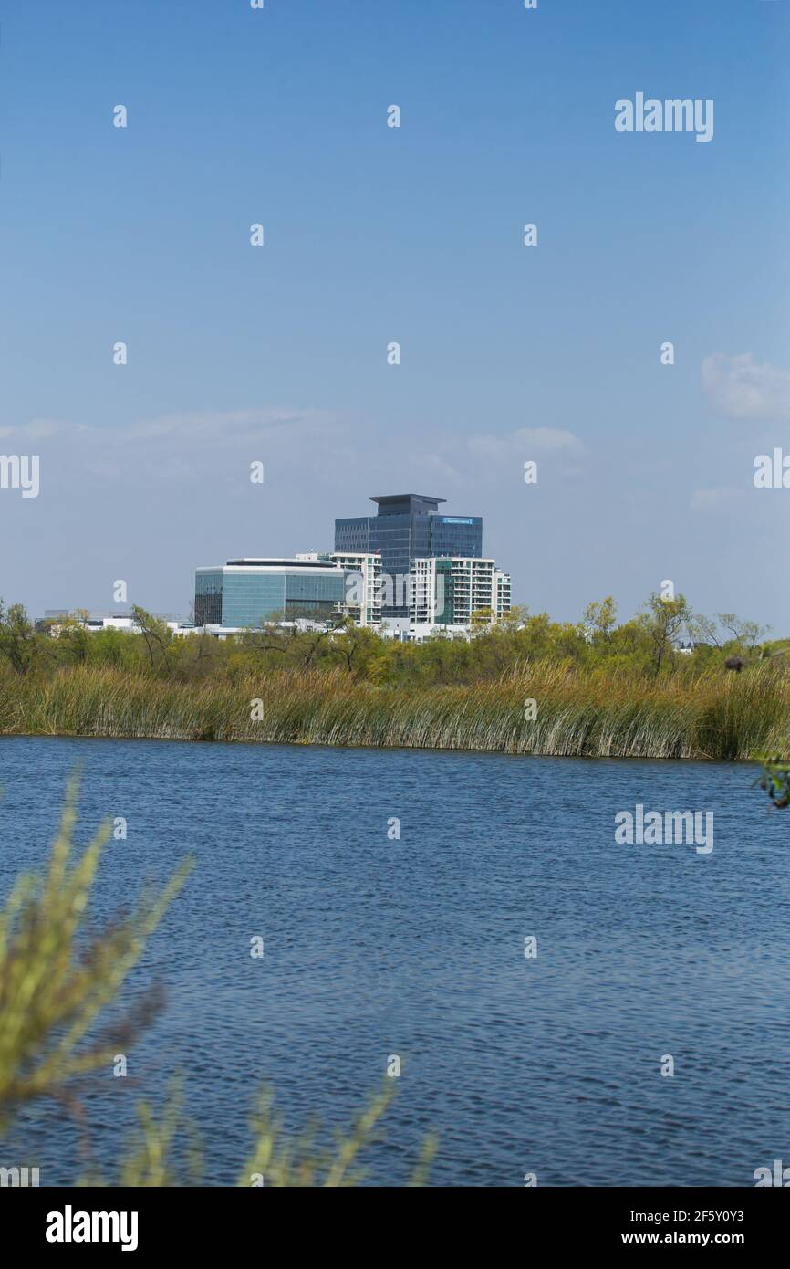 The Hyundai Capital and other office buildings in the city of Irvine ...