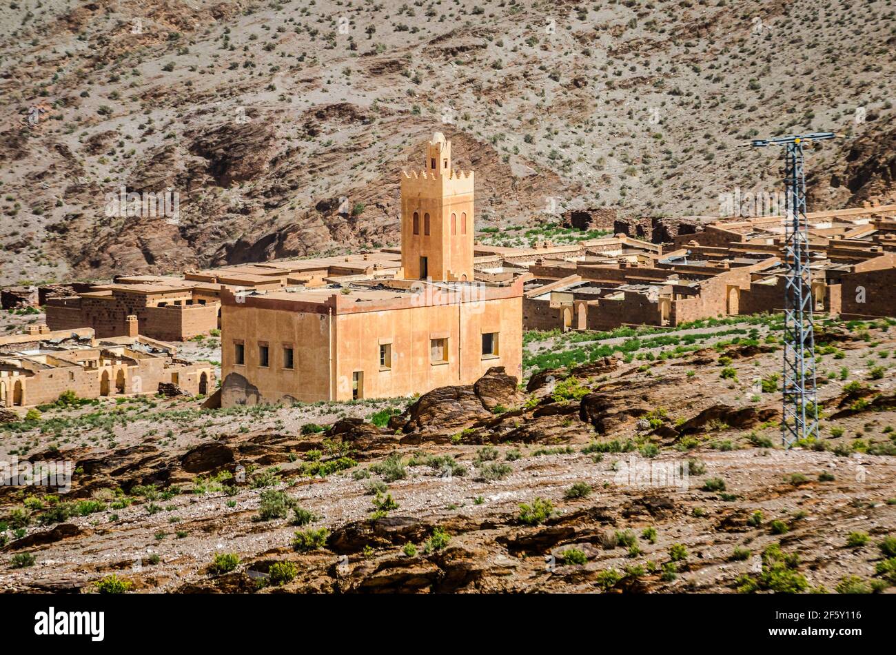Muslim mosque abandoned hi-res stock photography and images - Alamy