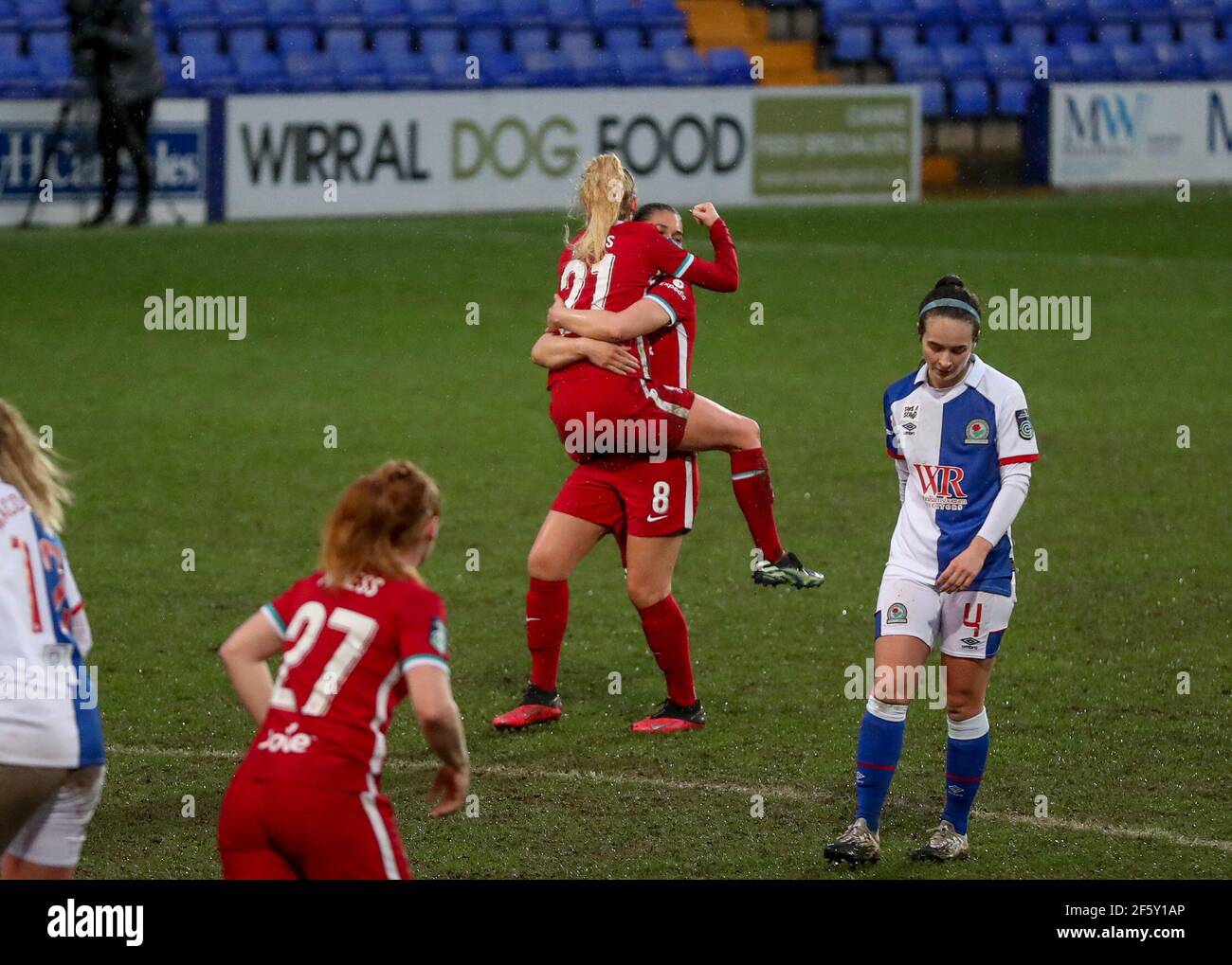 Missy Bo Kearns (#21 Liverpool) and Jade Bailey (#8 Liverpool ...