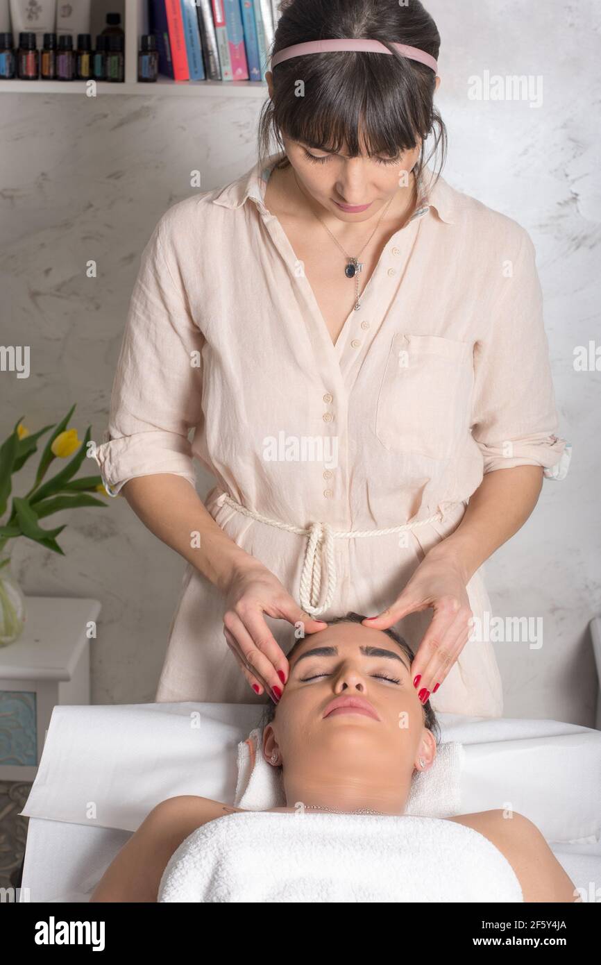 Woman body aesthetic hi-res stock photography and images - Alamy