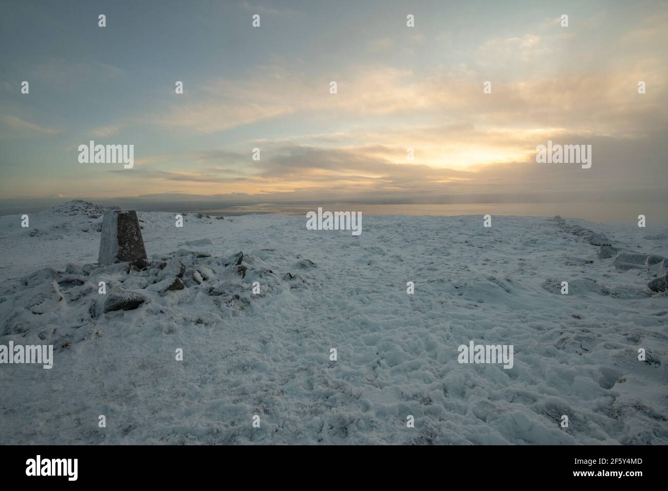 Trig point dumfries and galloway hi-res stock photography and images ...