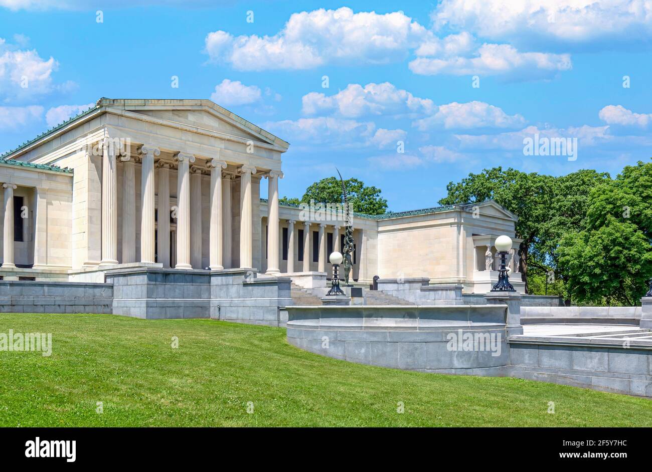 Albright-Knox Art Gallery, a major showplace for modern art and ...