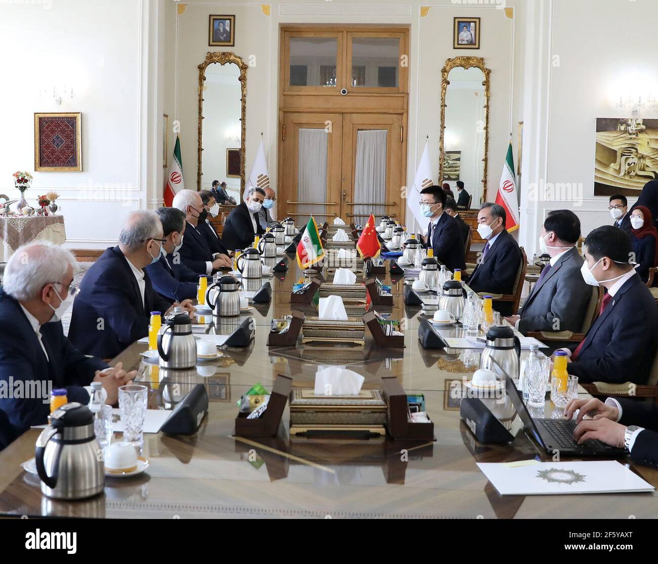 Iran china meeting hi-res stock photography and images - Alamy