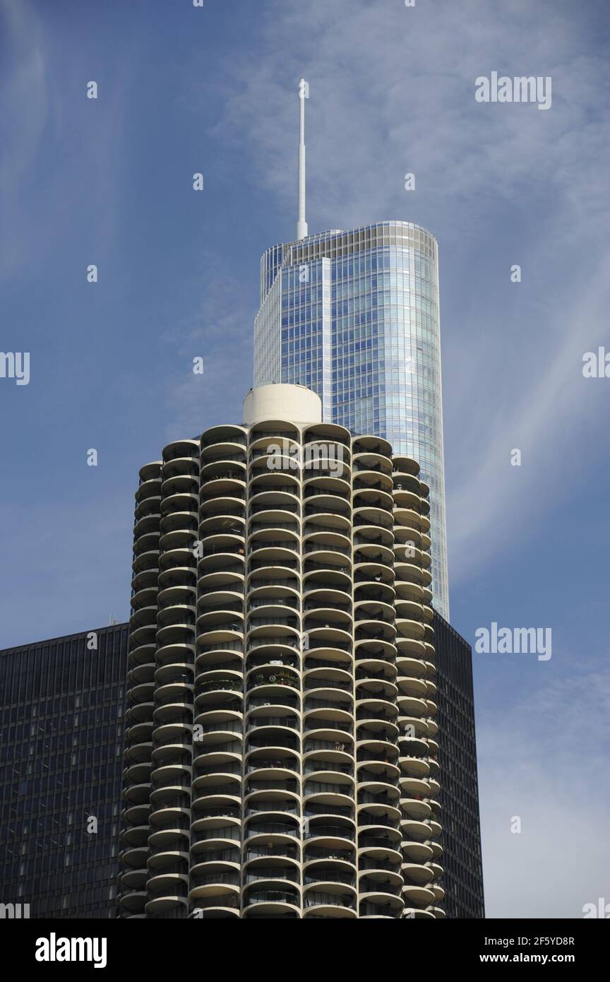 Marina towers trump tower hi-res stock photography and images - Alamy