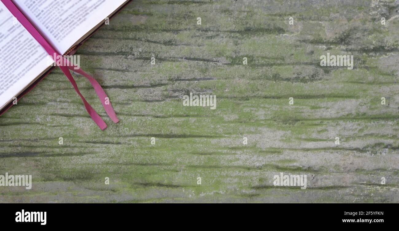 Open bible isolated ribbon hi-res stock photography and images - Alamy