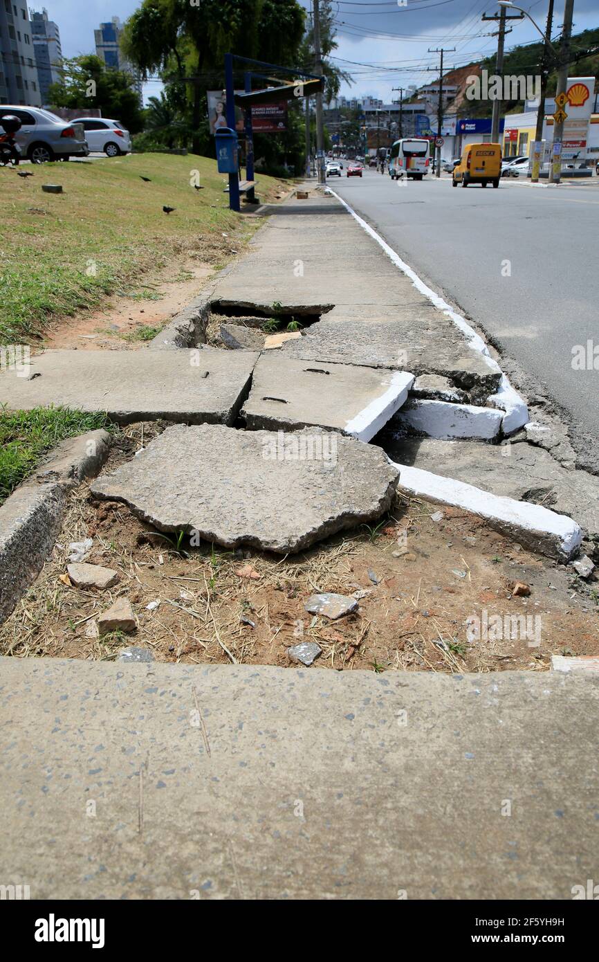 Sunken neighborhood destruction hi-res stock photography and images - Alamy