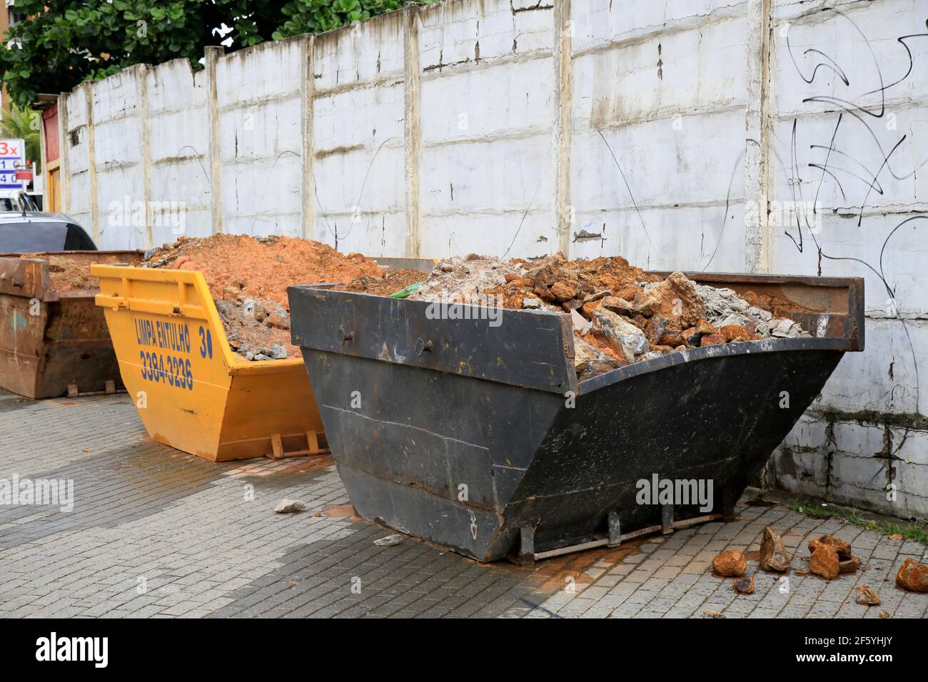 Rubble collection bucket hi-res stock photography and images - Alamy