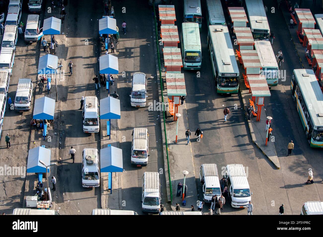 Bus in downtown cairo hi-res stock photography and images - Alamy