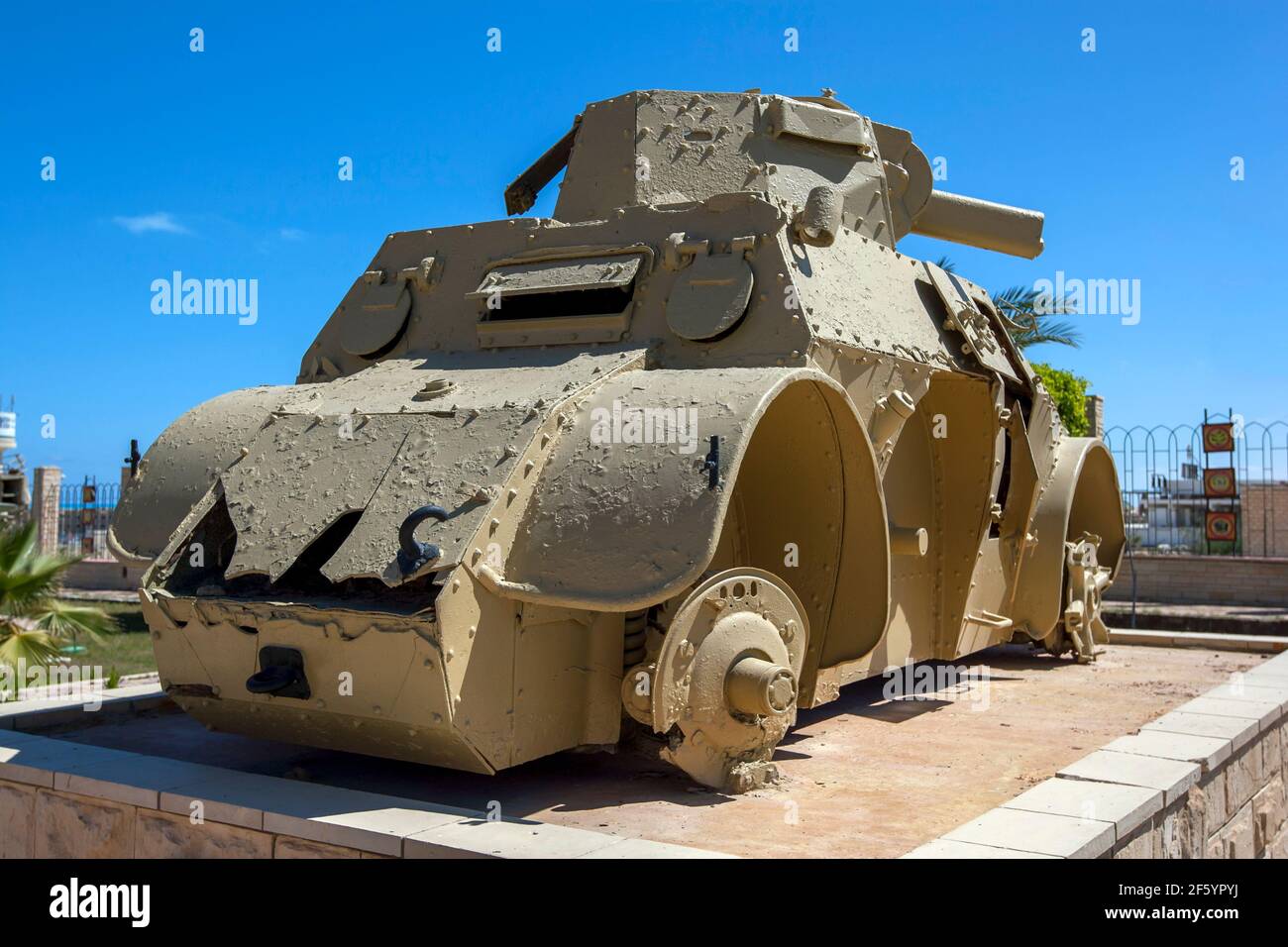 Autoblinda 41 hi-res stock photography and images - Alamy