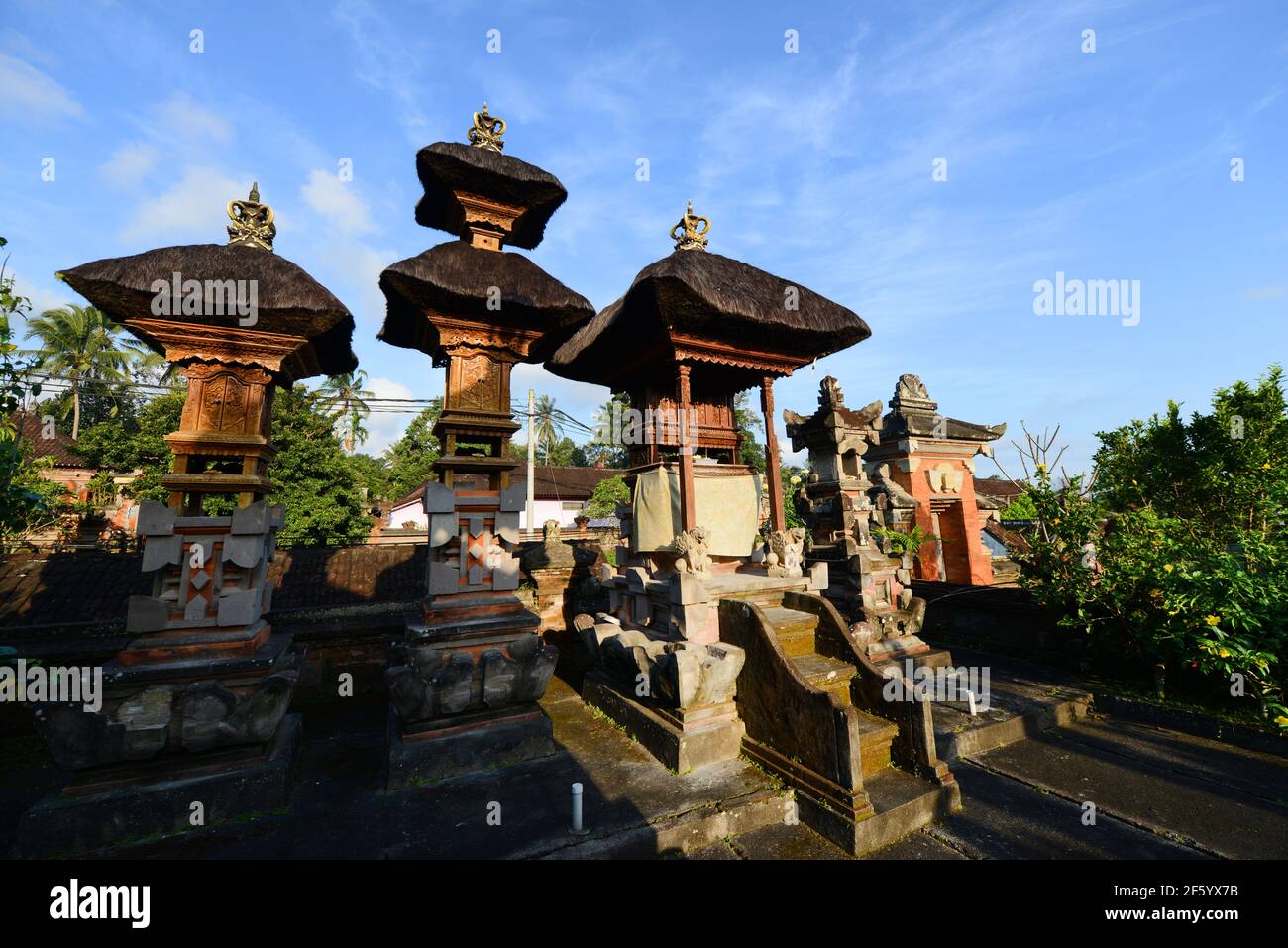 Traditional Balinese Hindu temple Stock Photo - Alamy