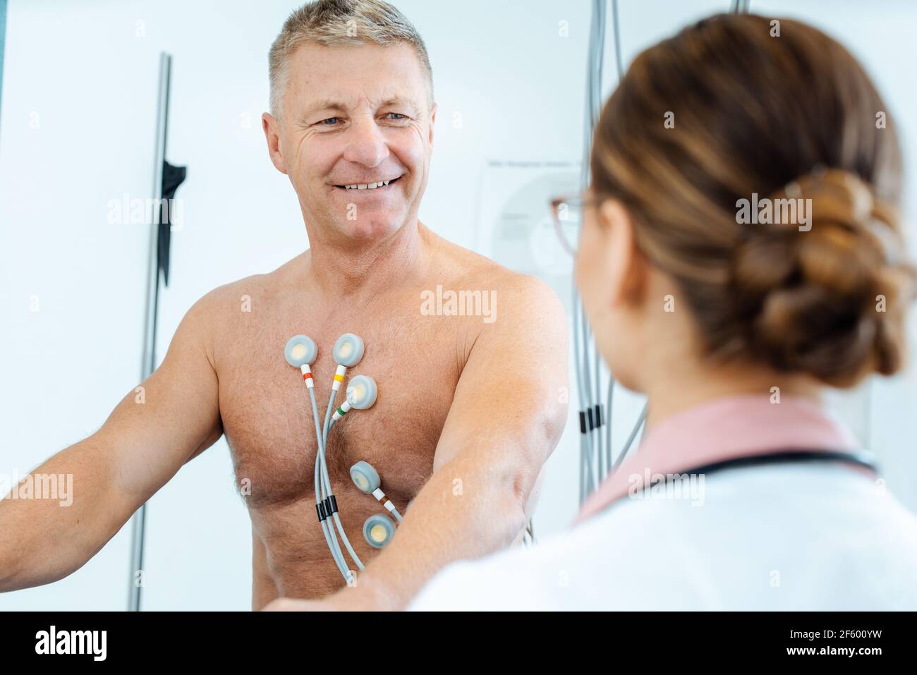 Ecg test hi-res stock photography and images - Alamy